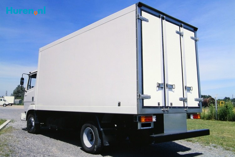 Bakwagen zonder laadklep huren | Vanaf € 98,- Bakwagen zonder laadklep huren | Vanaf € 98,-